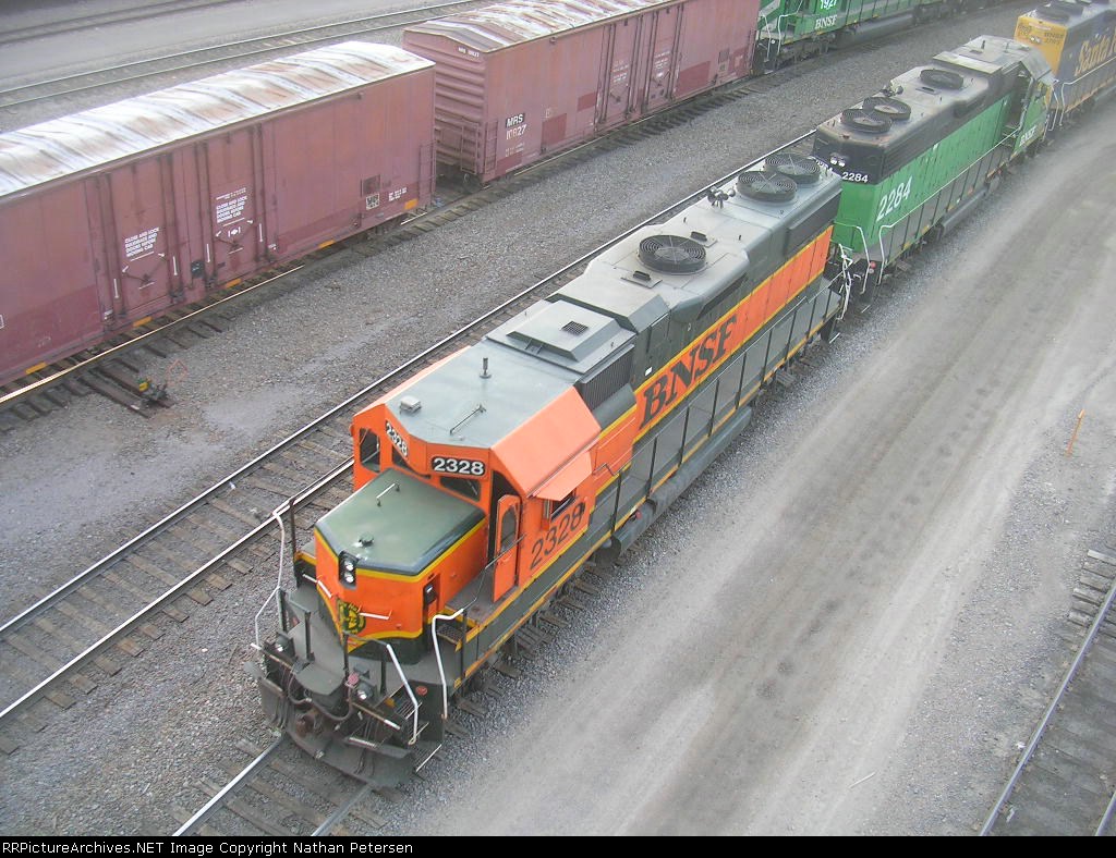BNSF 2328